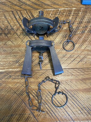 Victor Steel Traps Lot Of 2 , 1 Double Long Spring And 1 Double Coil ...