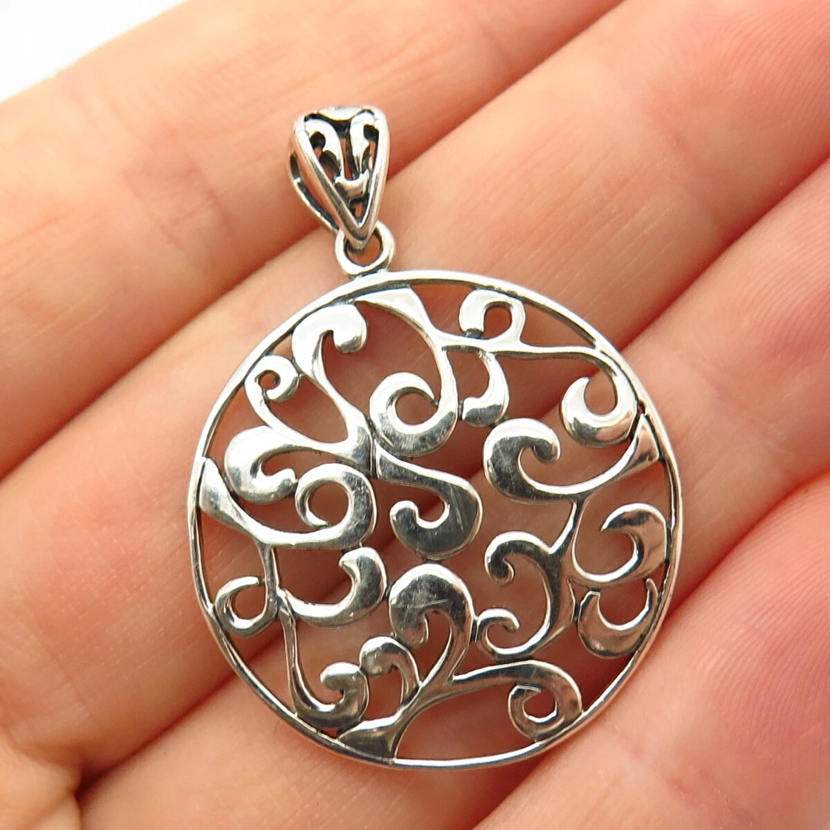 Silver Swirl Design