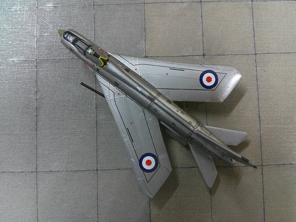 English Electric Lightning F.6 74 Sqn RAF 1:200 scale model from ...
