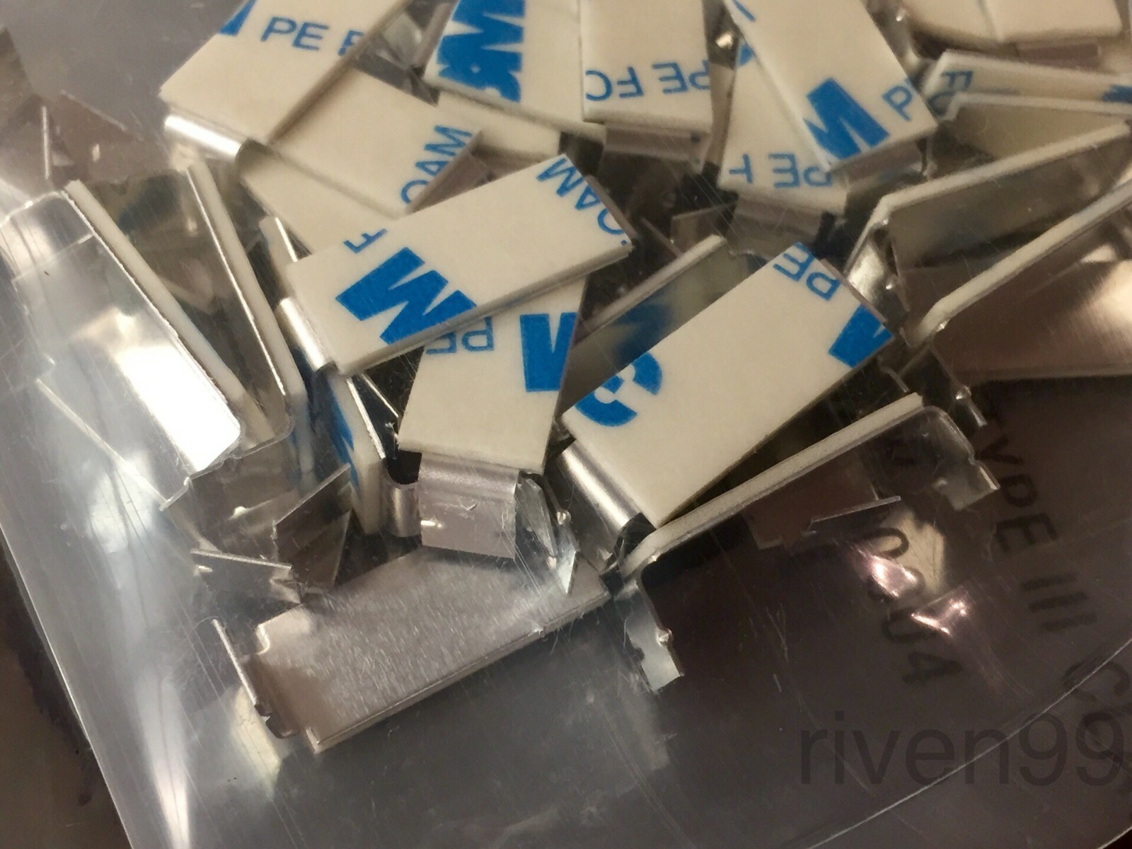 Lot 100pcs Aluminum Adhesive Flat Ribbon Cable Clamps,0.75-0.95in, 19 ...