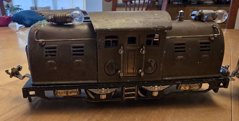EARLY 1926-27 Lionel Prewar 254 Mil Road 0-4-0 BiPolar Engine with Set ...