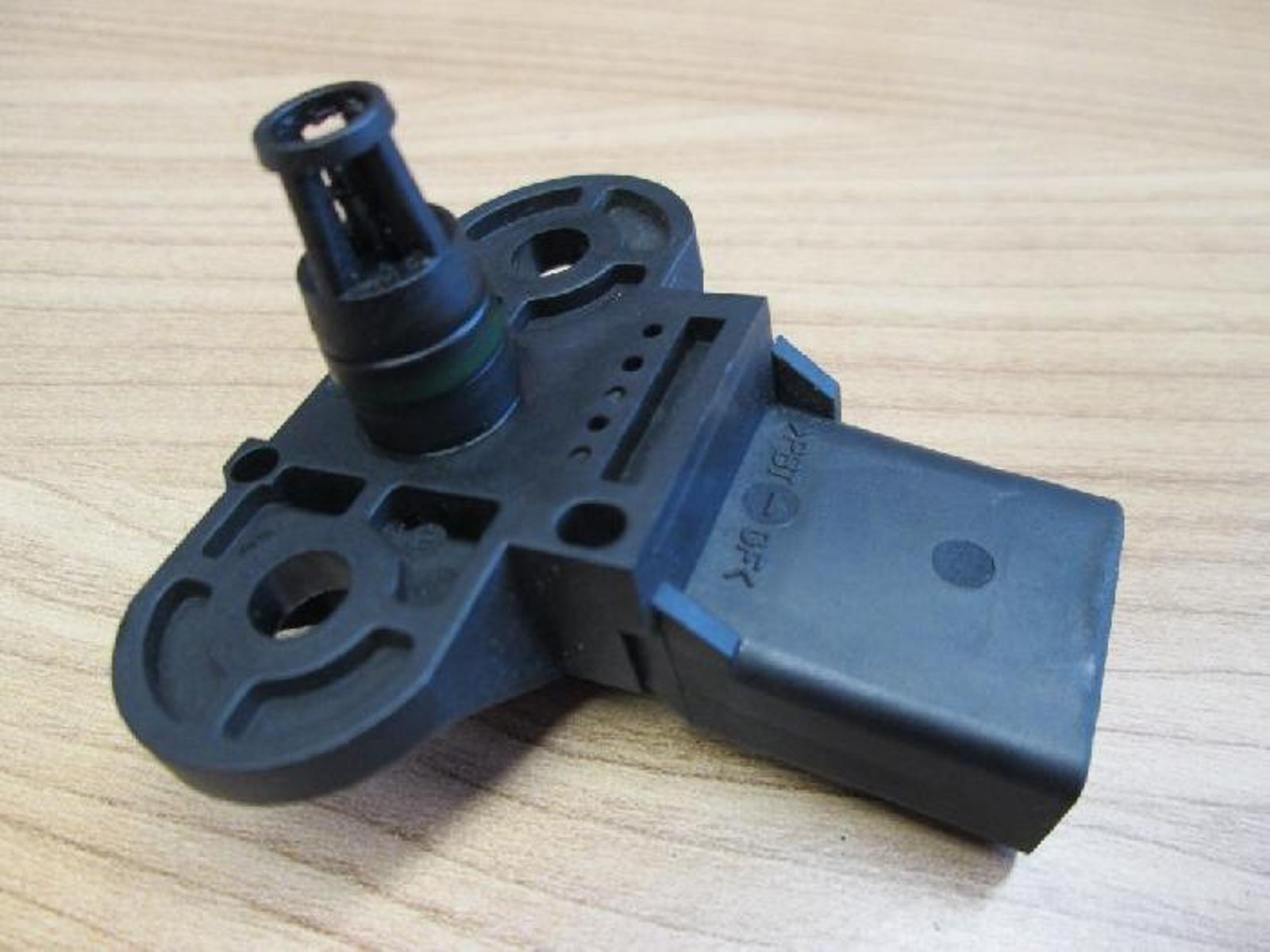 Drucksensor Audi A3 A4 A6 A7 VW Caddy Touran Golf Passat Polo 03C906051 ...