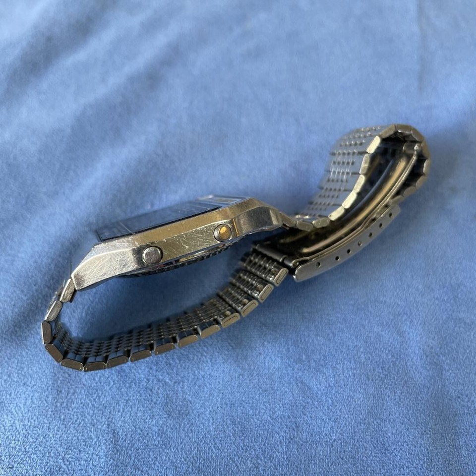 CASIO Casio old vintage wristwatch H111 working CASIO KAZIKI 80s Mania ...