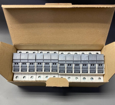 Fuse Blocks & Holders - Allen Bradley Fuse Holder