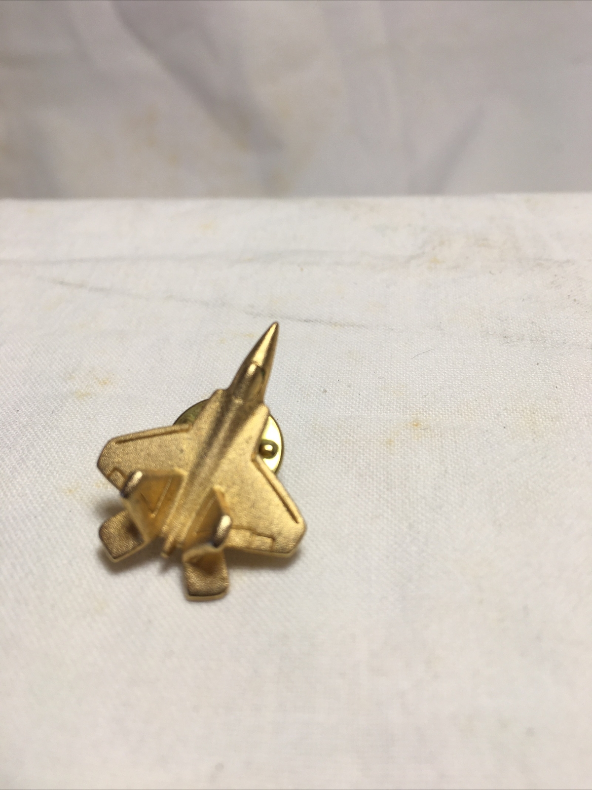 Great Design Gold Tone Fighter Jet Airplane Pin Tie T… - Gem