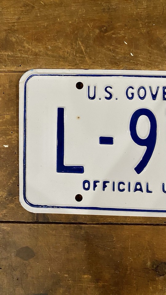 VTG BLUE WHITE US U.S. GOVT GOVERNMENT OFFICIAL USE ONLY LICENSE PLATE ...