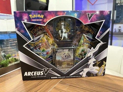 Pokémon TCG: Arceus V Figure Collection Box - NEW/SEALED - Cosmic ...