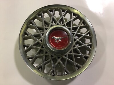 74 75 76 77 78 Ford Mustang II Ghia Chrome Hubcap Center Cap D4ZA-1A041 ...