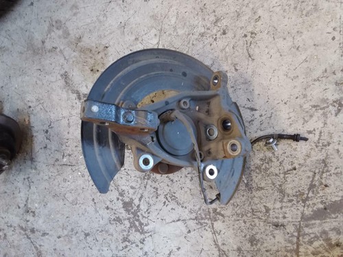 HOLDEN COMMODORE LEFT FRONT HUB ASSEMBLY VE, V6 TYPE, 08/06-04/13 06 07 ...