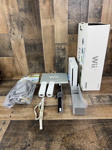 Wii Console with Wii Sports Nintendo System Complete In Box Bundle ...