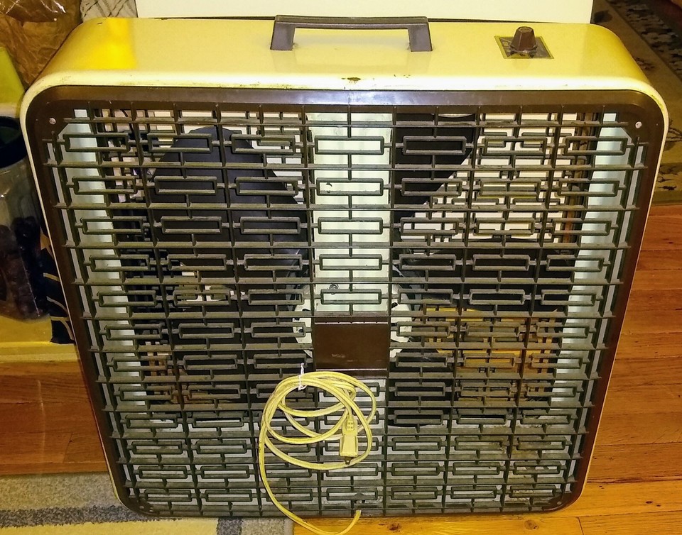 Vintage Frigid 20" Box Fan w/ Carry Handle Model# XC203, LTP Model ...