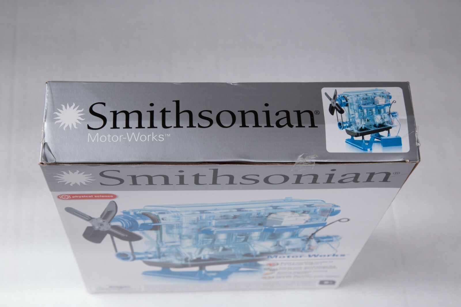 NEW Smithsonian Motor Works 4-Cylinder Engine Model Kit Physical ...