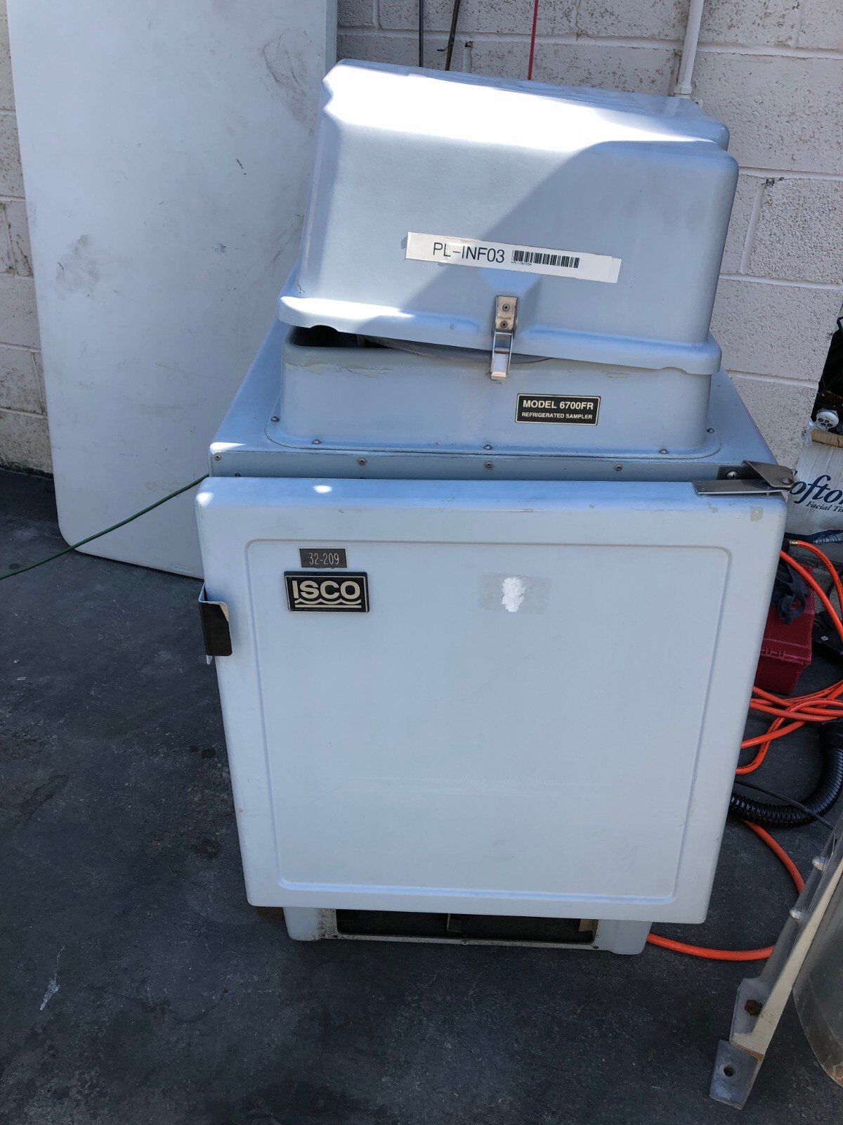 Isco 6700 Refrigerated Waste Water Sampler FOR PARTS | eBay