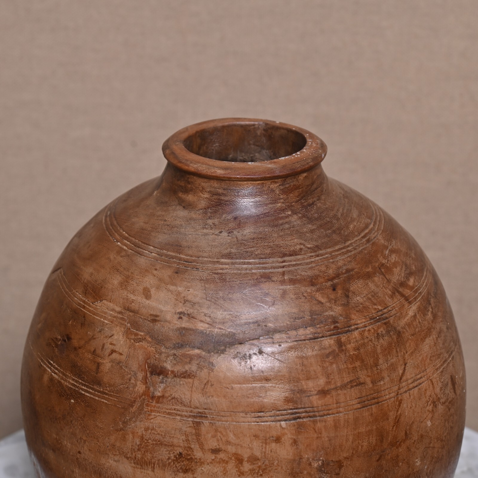 Vintage Wooden Hand Carved Water Drinking Pot Water Dispenser Wood Pot ...