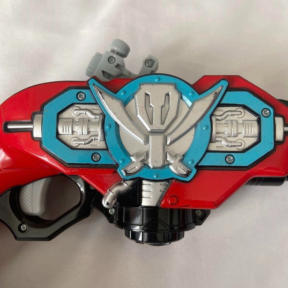 Power Rangers Kaizoku Sentai Gokaiger DX Gokai Gun & Ranger Keys Set ...
