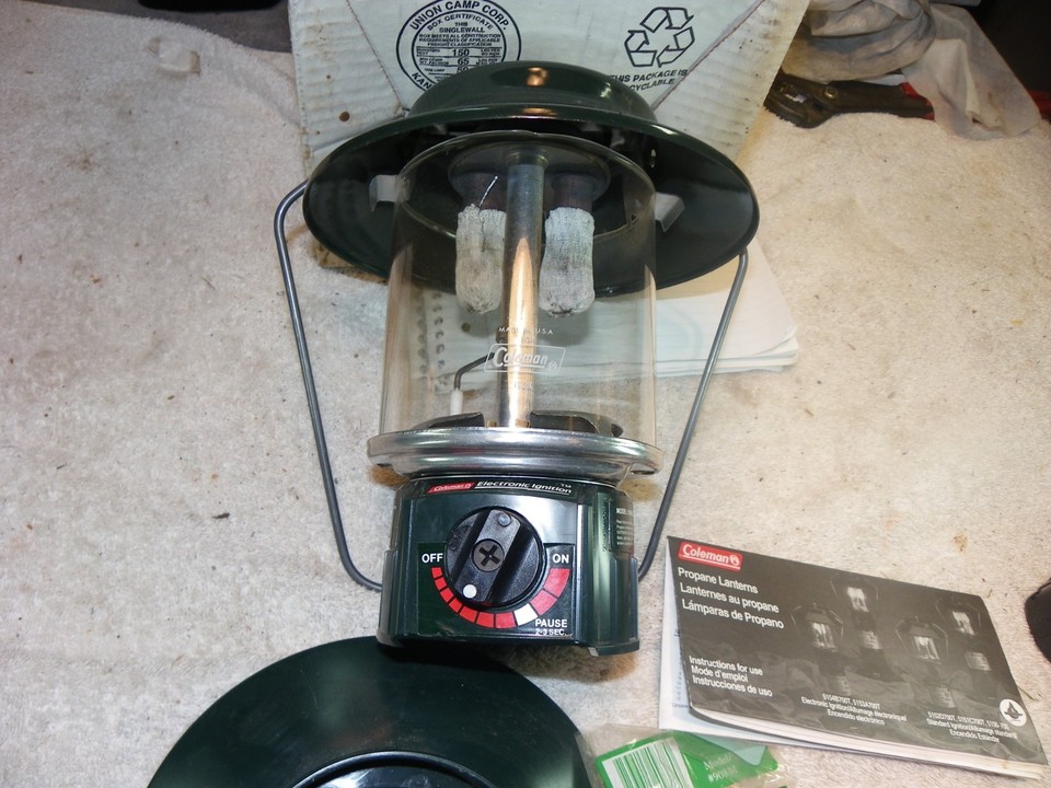 Vintage Coleman Propane Lantern & Pyrex Globe Model 5154B700 w/ Mantles ...