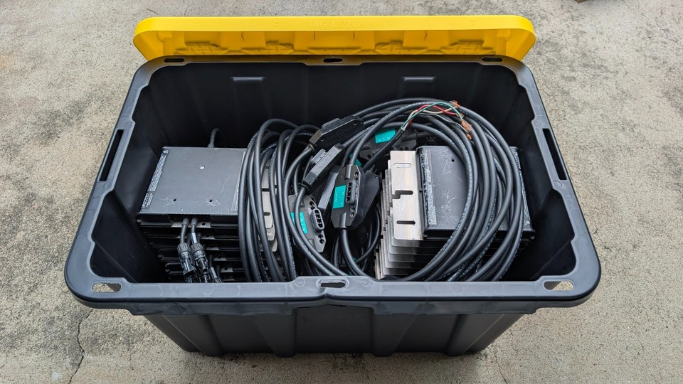 21 - Enphase Utility Interactive M-250 60-2LL-S22 Microinverters ...