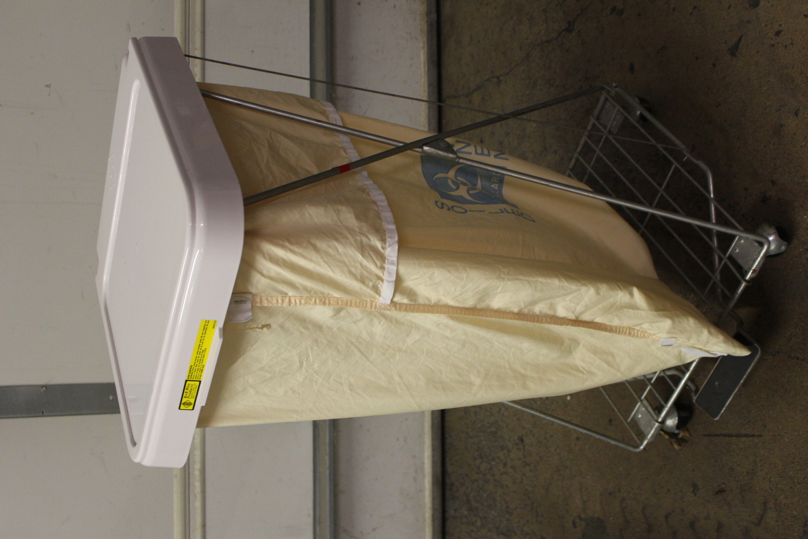 Medical Soiled Linen Hamper Stand With Foot Pedal and Lid - Used | eBay