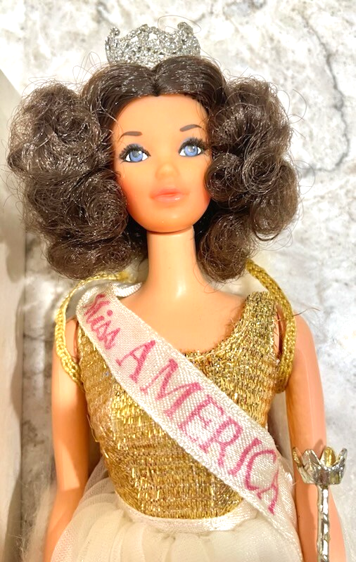 RARE ONE-OF-A-KIND 1972 MISS AMERICA BARBIE DOLL SIGNED By Miss America ...