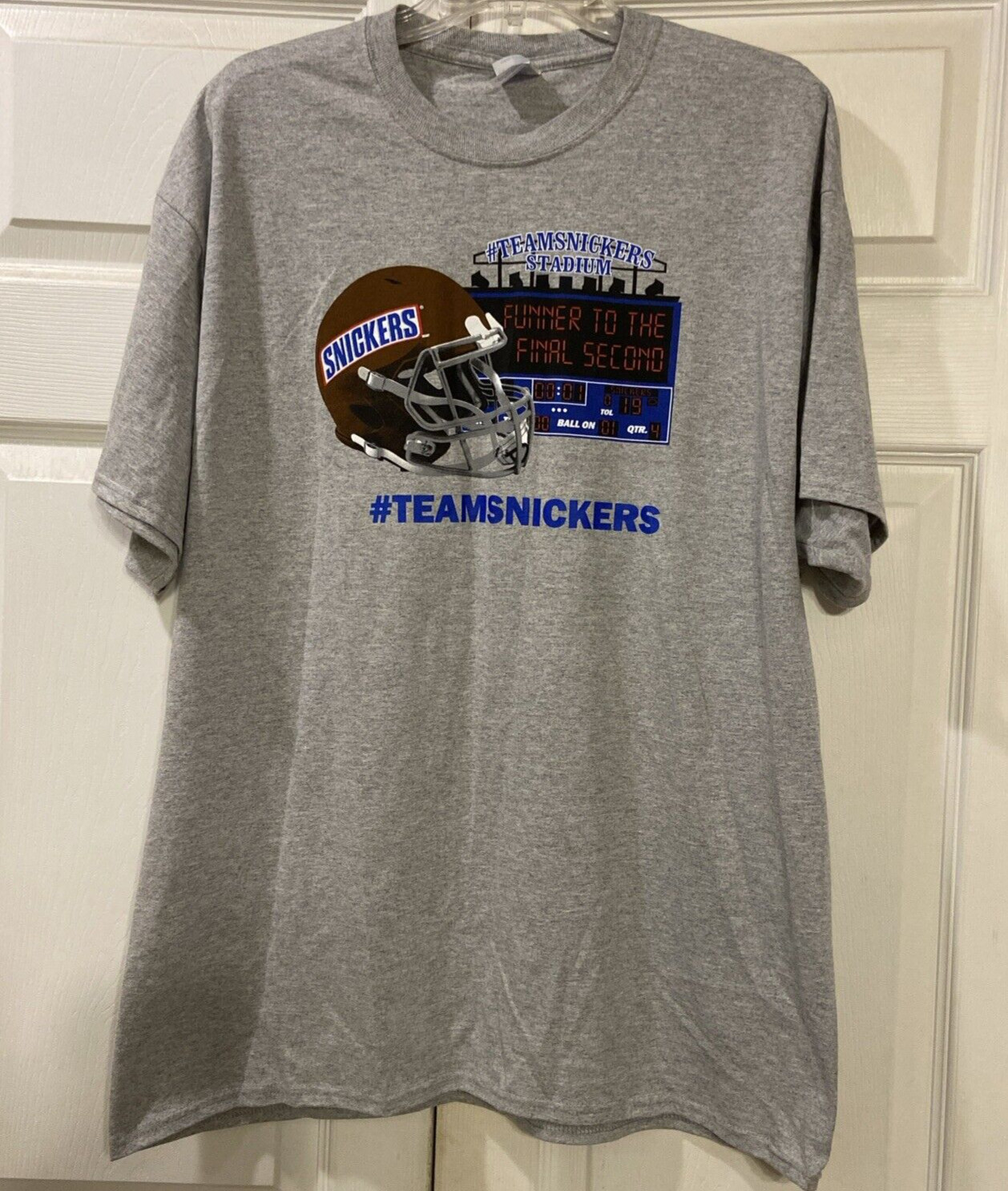 TEAM SNICKERS Stadium Candy Bar T-Shirt Men's XL - Gem