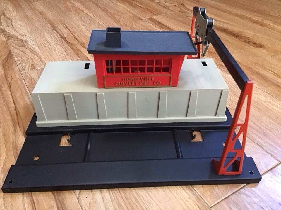 LIONEL POSTWAR 342 LIONELVILLE CULVERT PIPE CO LOADING STATION 6342 NYC ...