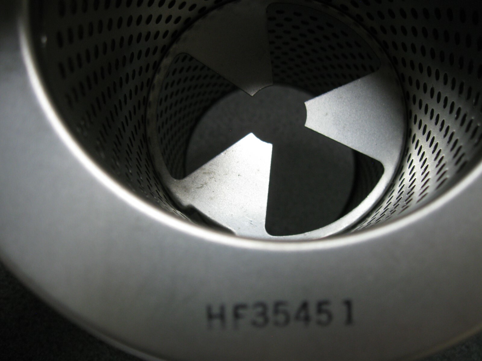 NEW GENUINE FLEETGUARD HYDRAULIC FILTER (PN HF35451) | eBay