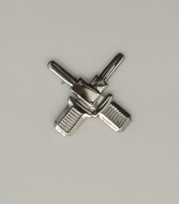 U.S. Navy Gunner's Mate, (GM) Ball Cap Pin | eBay