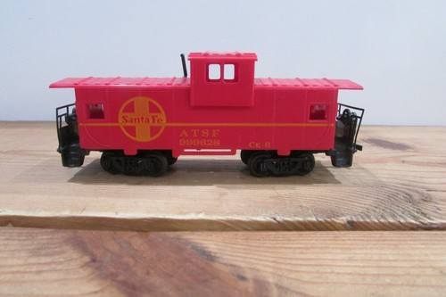 HO Scale Santa Fe ATSF 999628 Caboose Lot#A485 | eBay