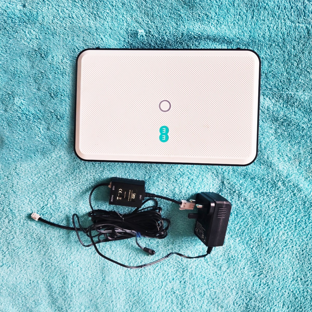 Intelligent Hub EE Smart Hub Plus Wireless Router Review: A Smarter