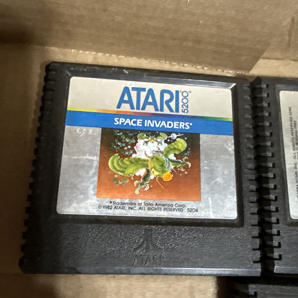 Atari Set 3 Games 1982 Space Invaders (Galician) Centipede 1983 Joust ...