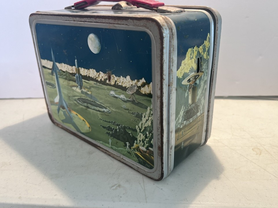 ~Very Cool Vintage Thermos metal Lunch Box, Space adventure, moon ...