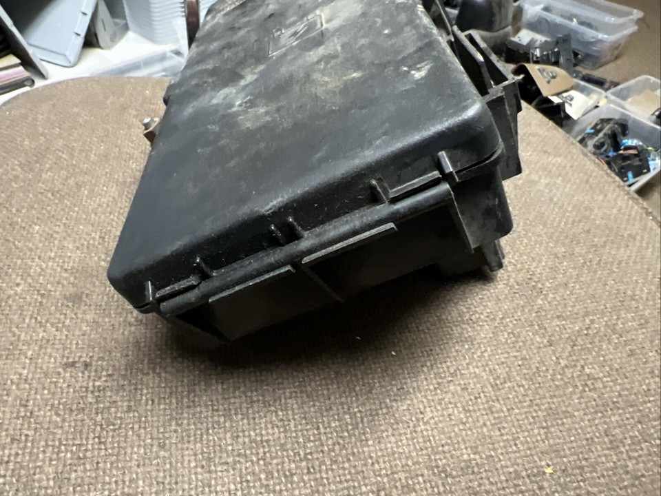 2006 RAM 3500 5.9 CUMMINS MULTIFUNCTION TIPM CONTROL FUSE BOX MODULE ...