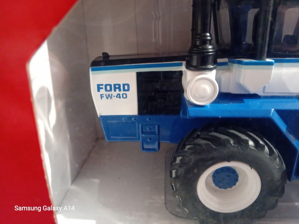 Britains Farm - Ford FW-40 Agricultural Tractor conversion- 1:32 Scale ...