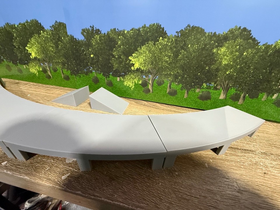 O Scale Curved Station Platform and Ramps for Passengers or Freight ...