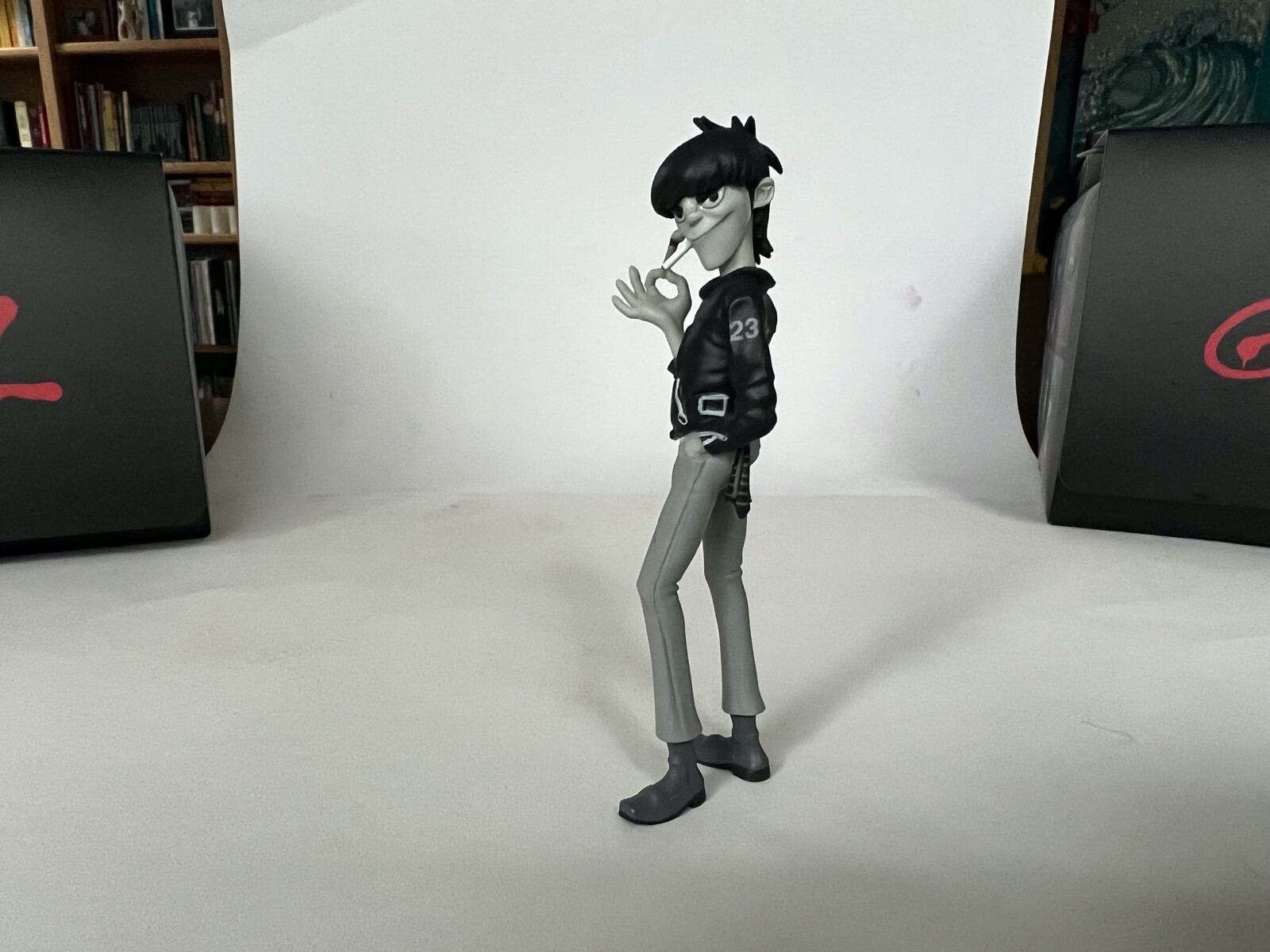 Gorillaz x Superplastic RARE (NOODLE B&W CHASE) Mini Figure - NEW Blind ...