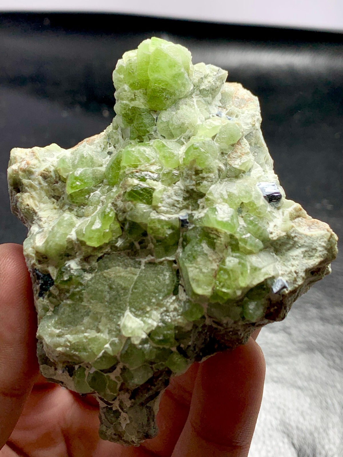 Peridot Crystal Bunch With Magnetite Combine Specimen (805 CT) | eBay