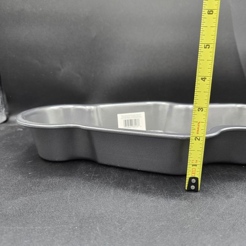 WILTON Skeleton Cake Pan Mold Halloween Bones 14" Inch 2105-8923 | eBay