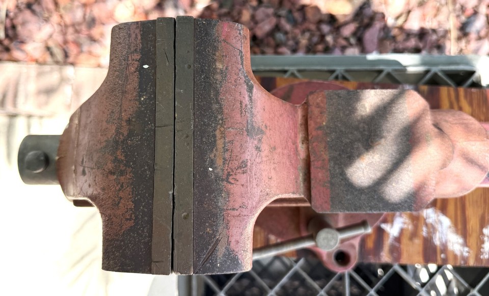 VINTAGE COLUMBIAN 5 INCH JAW VISE MODEL D45 M4 | eBay
