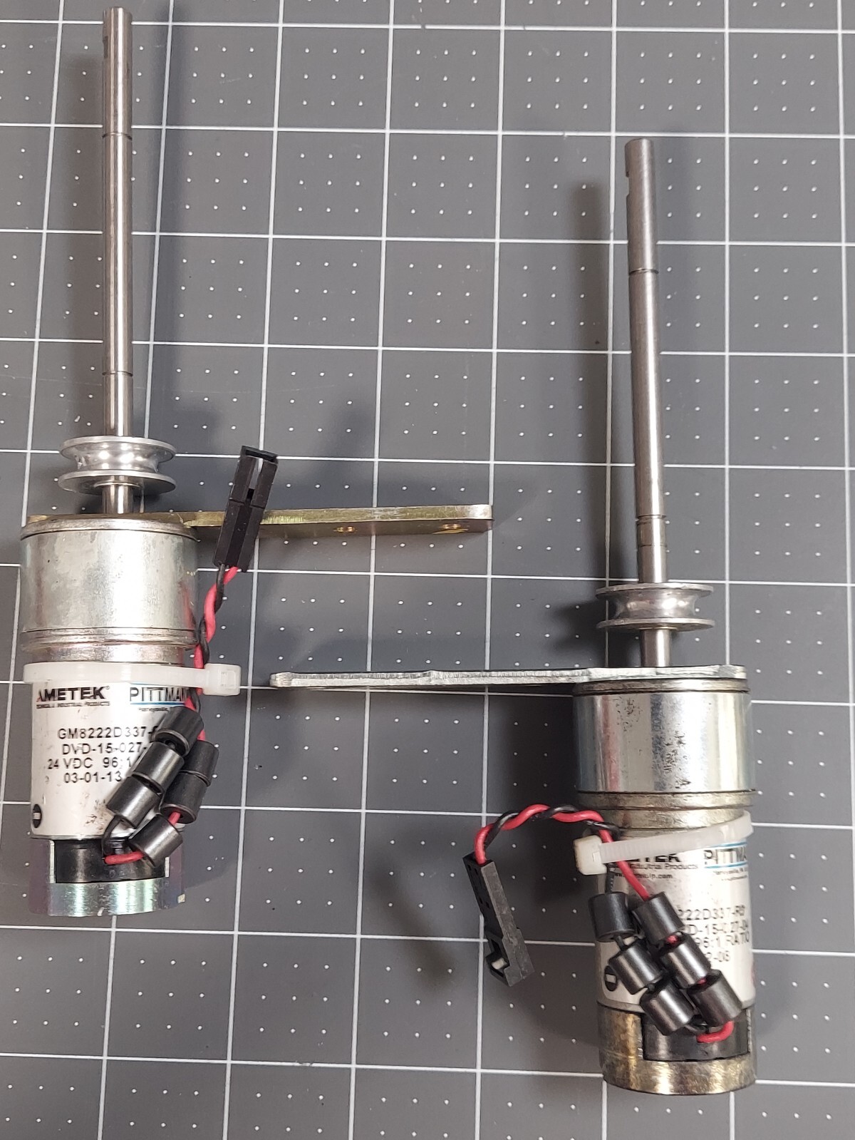 Redbox parts pitman track motors set of 2 repair your kiosk | eBay