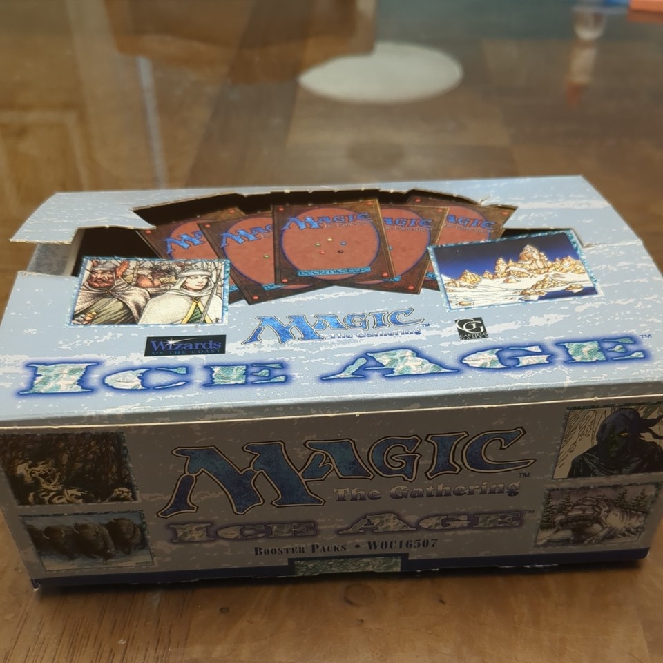 Magic the Gathering MtG Ice Age 26 sealed booster packs in open display ...