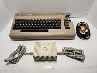 Vintage Commodore 64 C64 Computer w/ Cables BR98YV-64 (Cosmetic Damage ...