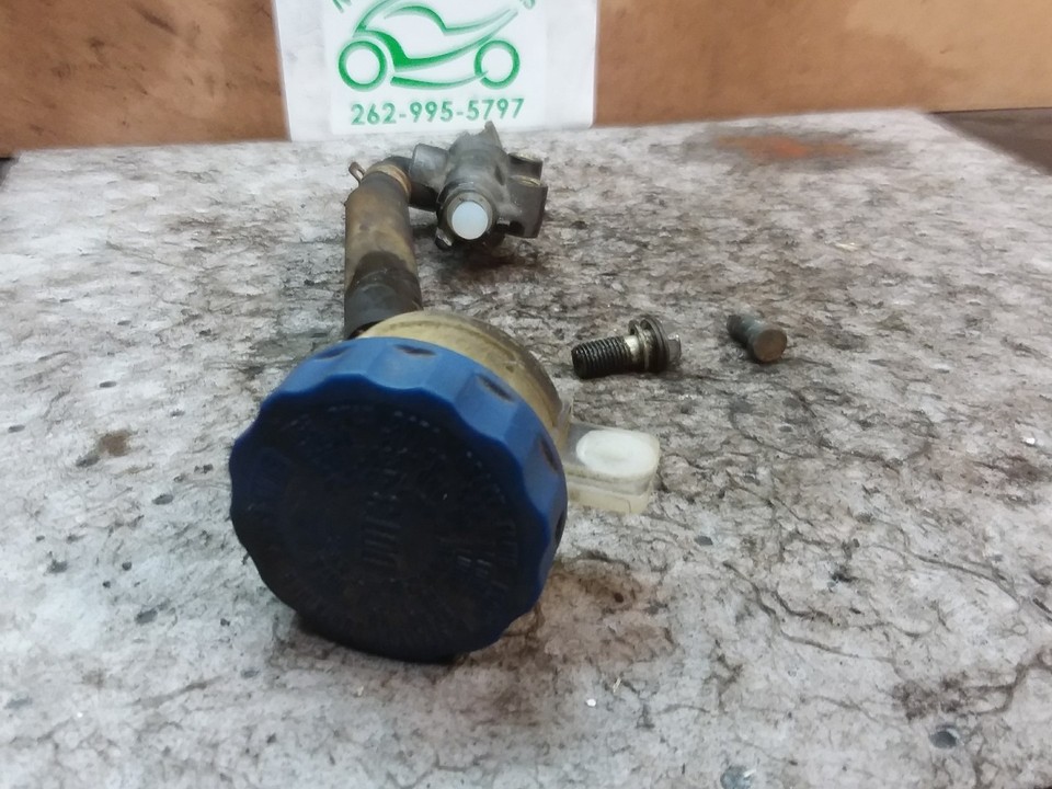 88-96 ZX6 1988 88 Kawasaki zx600c rear brake master cylinder OEM ...