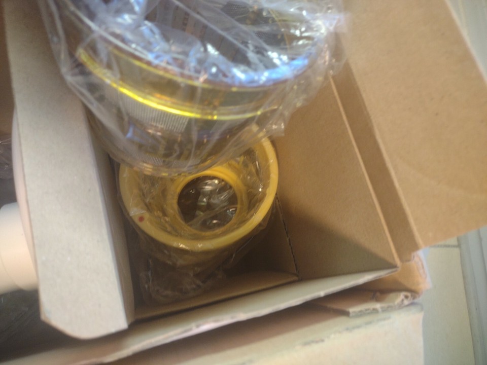 Omega VRT350 HD Vertical Low Speed Masticating Juicer New In Box. White ...