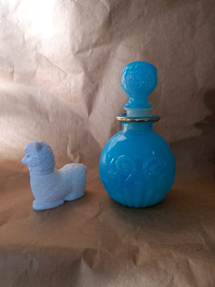 Avon Bristol Blue Moonwind 5 oz Cologne Opaline Glass Decant Lamb ...