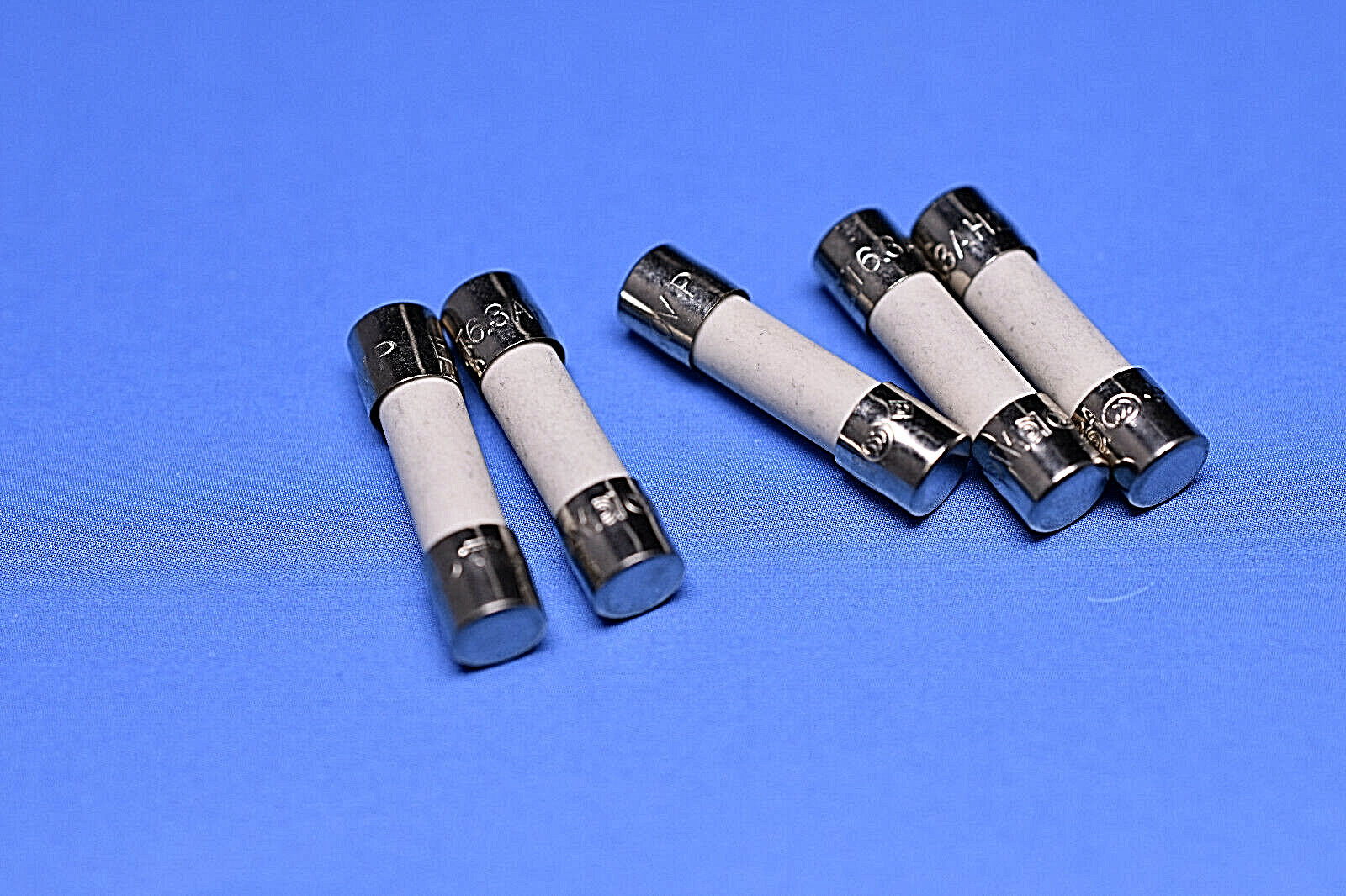 5x Fuse 5x20mm 6.3amp 250v Time Lag Ceramic Sand Filler T6.3ah250vp ...