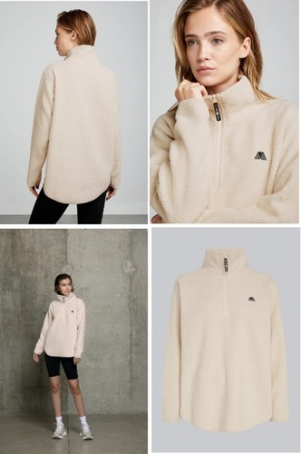 4TH ARQ PHOENIX HALF-ZIP ECRU fleece. Made with luxuriously soft fabric ...