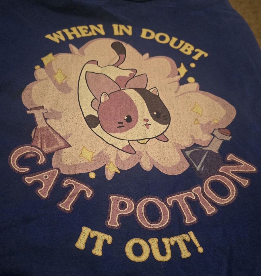 Aphmau When In Doubt Cat Potion It Out T-Shirt (xl) | eBay