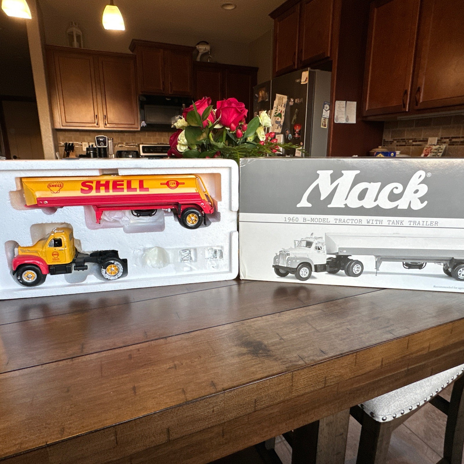 1/34 1ST GEAR SHELL OIL 1960 MACK B-MODEL SEMI TRACTOR TANKER TRUCK RED ...
