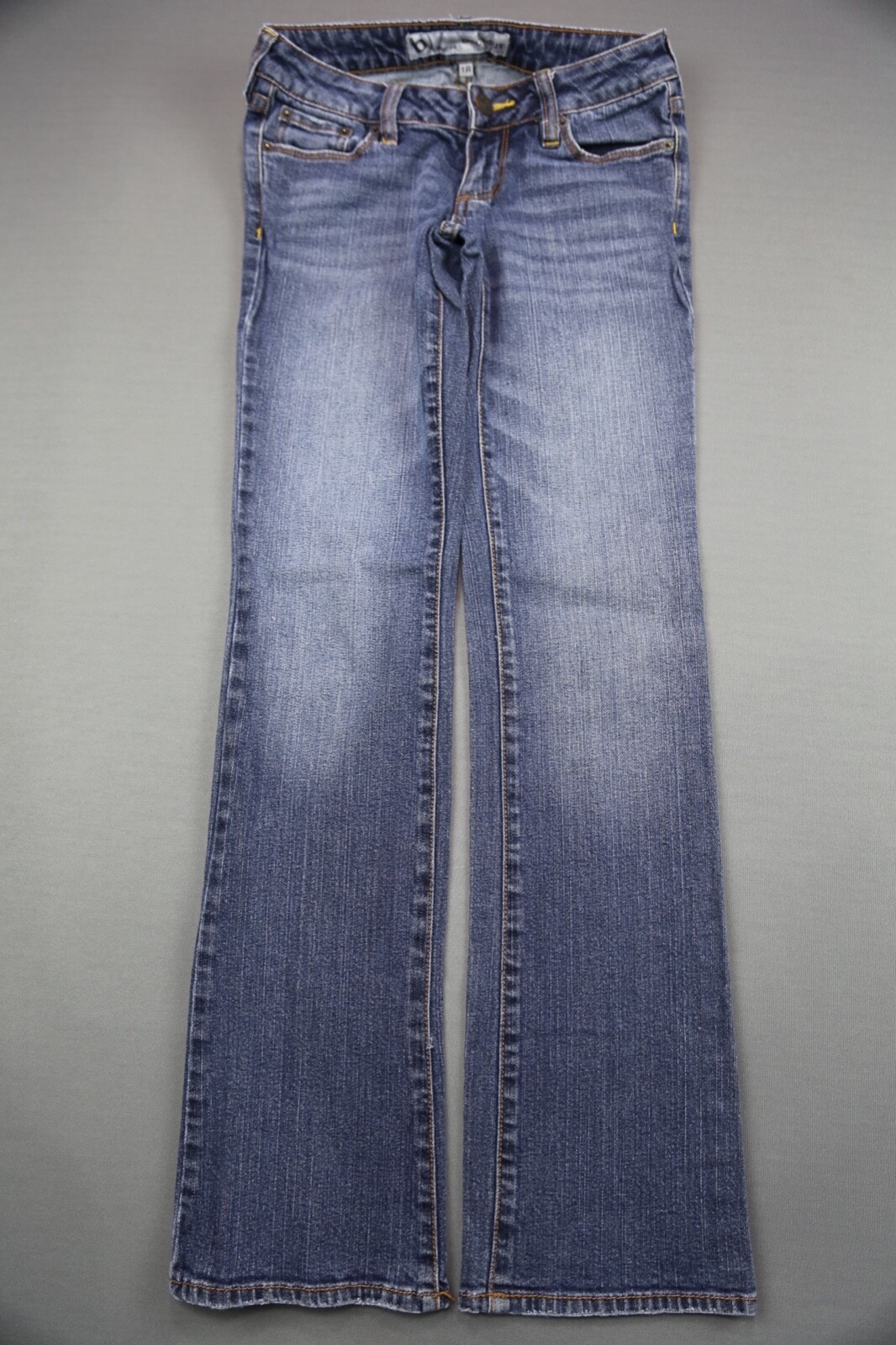 Vintage Women's 2009 Bullhead Jeans Boot Cut Size 1R (28x31) | eBay