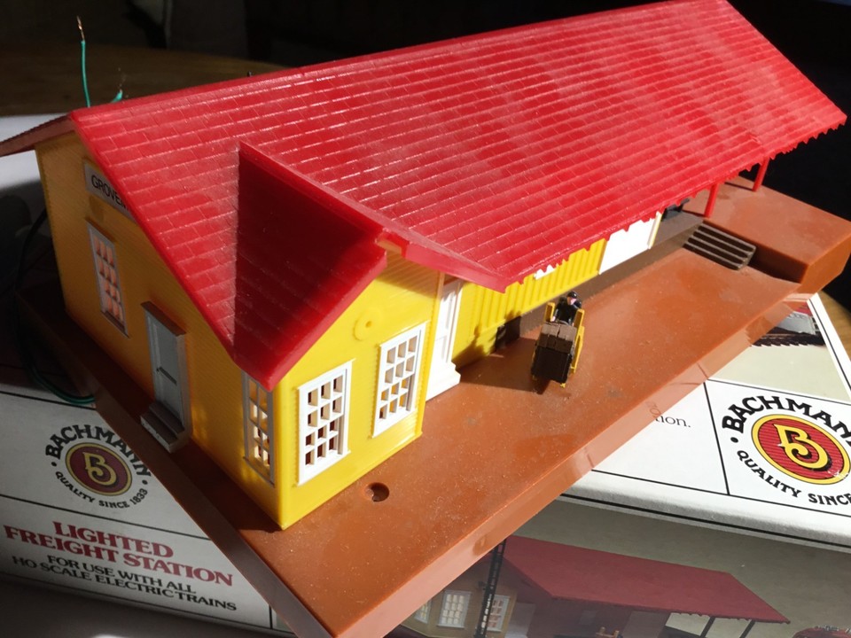 Bachmann Ho Scale Lighted Freight Station Building Kit: NIB | eBay